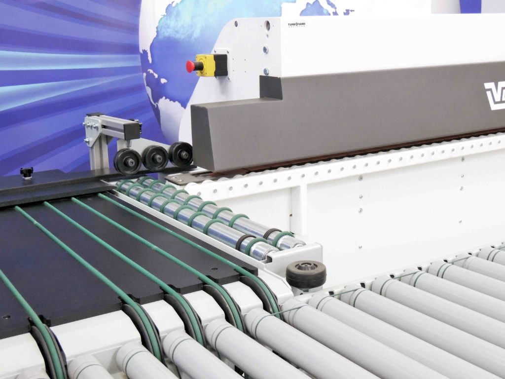 RETURN CONVEYORS | Attachments | Voorwood